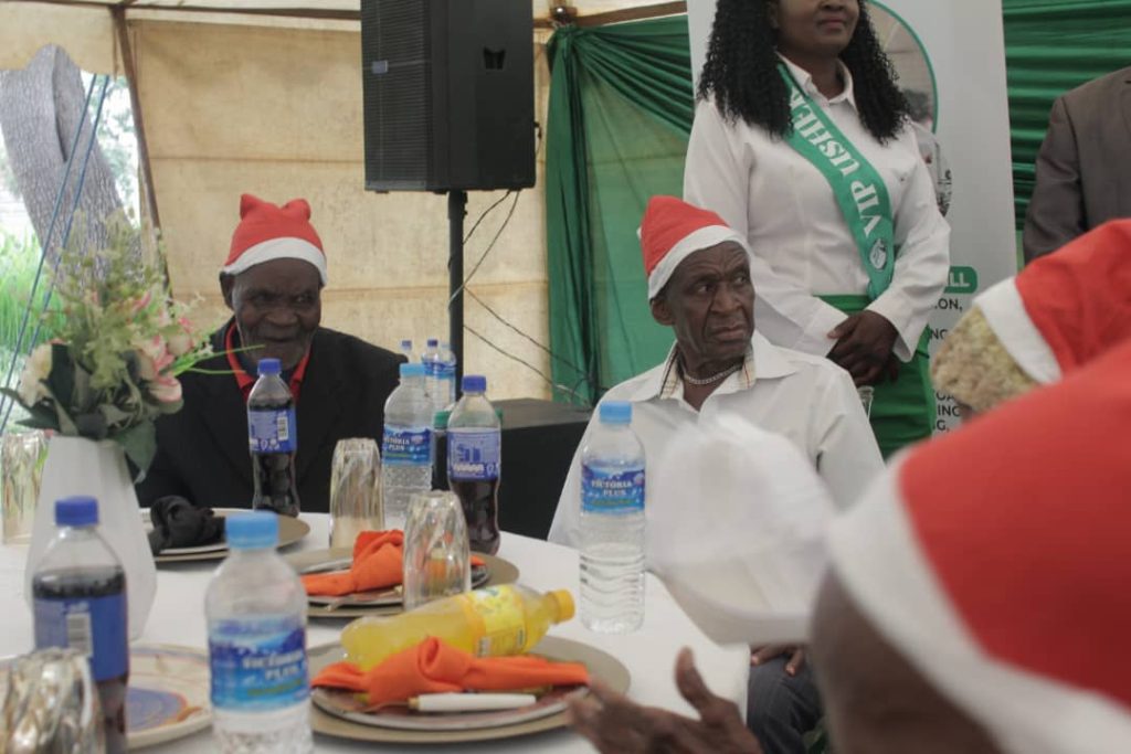 Early Christmas Cheer for the Elderly as Minister Tavengwa Donates to ...